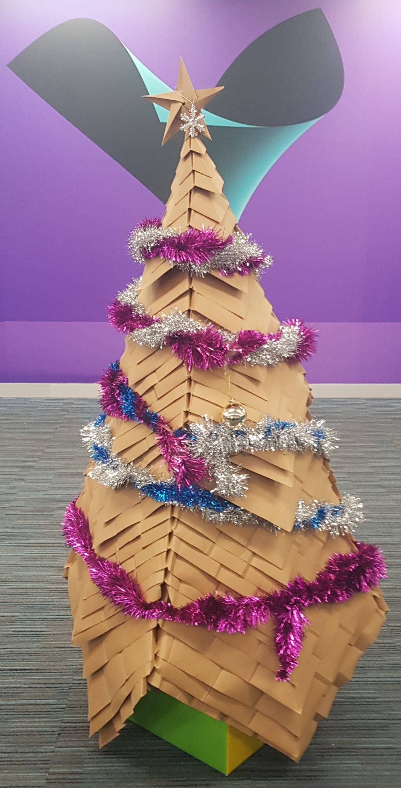Opal creates an innovative and sustainable Christmas tree | Opal.